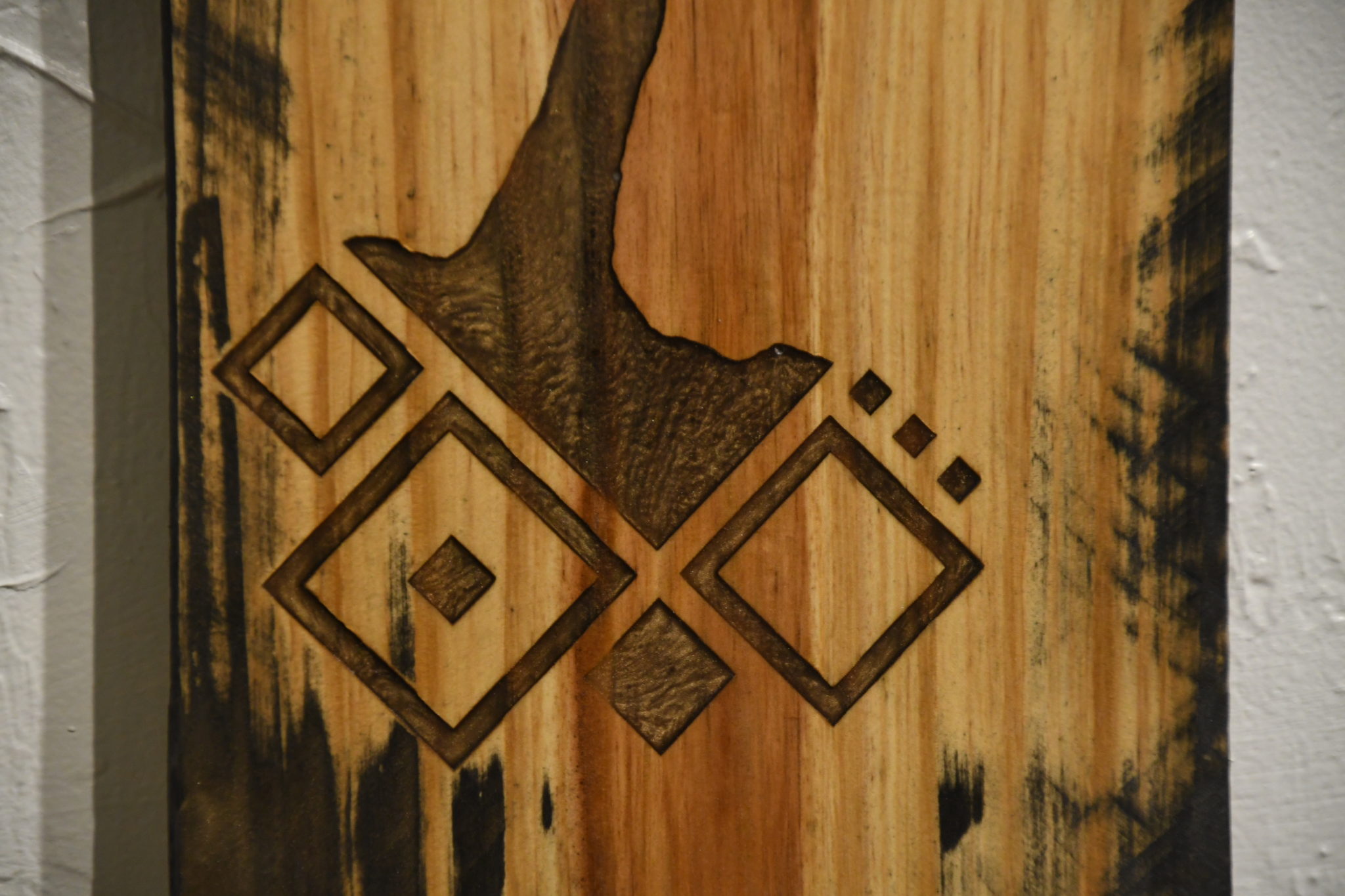 Hardwood Tree Inlay Landscape – Different Drummer Pottery